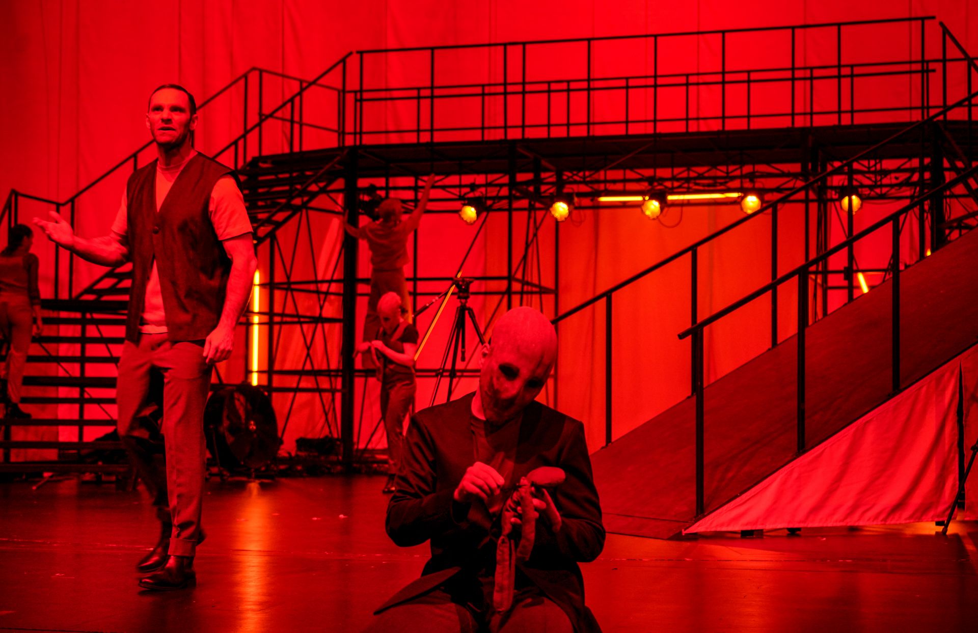 Fabian oder: Der Gang vor die Hunde | Münchner Volkstheater