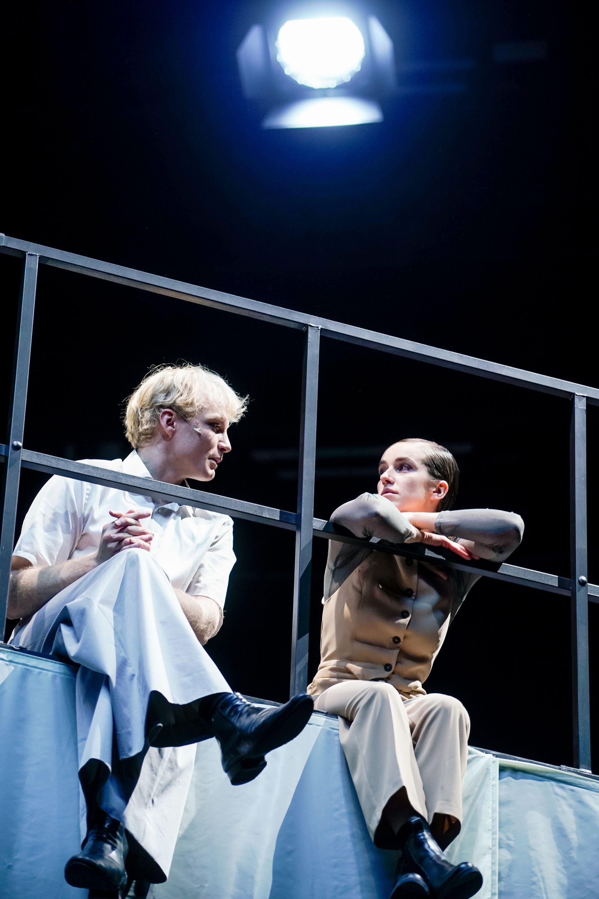 Fabian oder: Der Gang vor die Hunde | Münchner Volkstheater