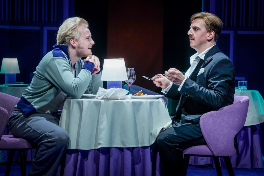 Der aufhaltsame Aufstieg des Arturo Ui | Münchner Volkstheater